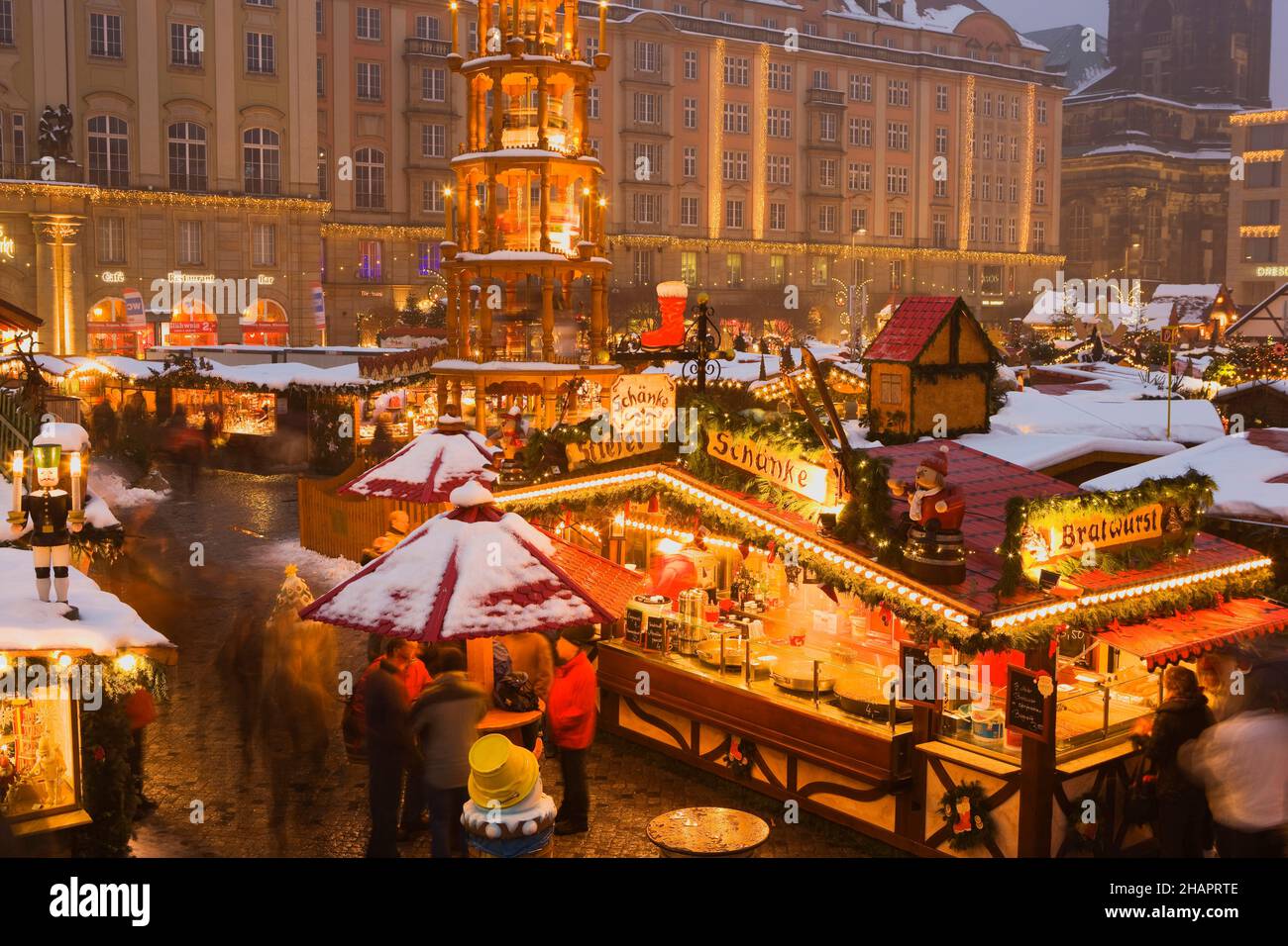 Striezel Christmas Market, Dresden, Saxony, Germany Stock Photo - Alamy