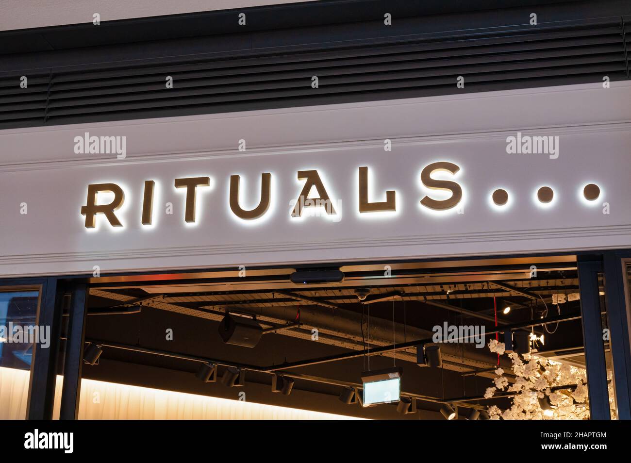 Rituals shop sign hi-res stock photography and images - Alamy