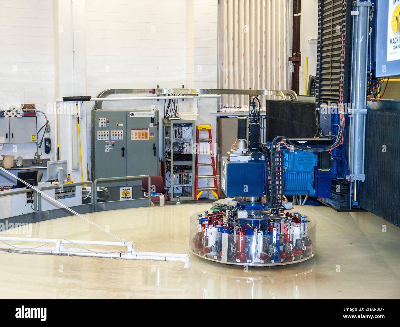 Mirror lab arizona hi-res stock photography and images - Alamy