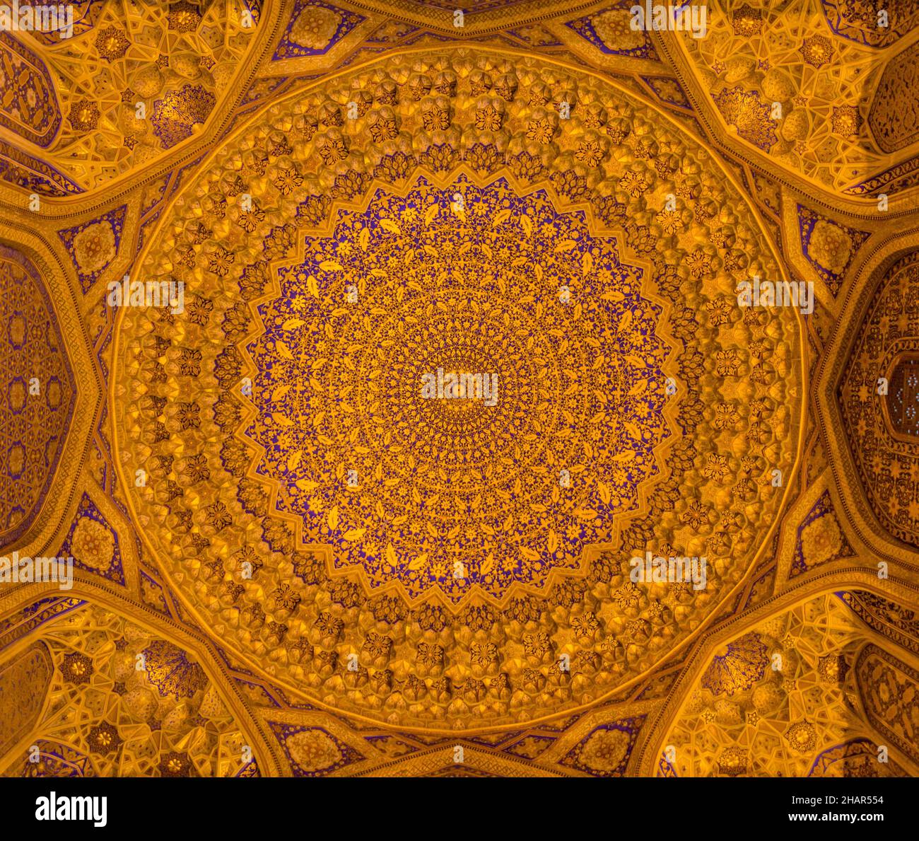 Ceiling of Madrasa Tilya Kori in Samarkand, Uzbekistan Stock Photo - Alamy
