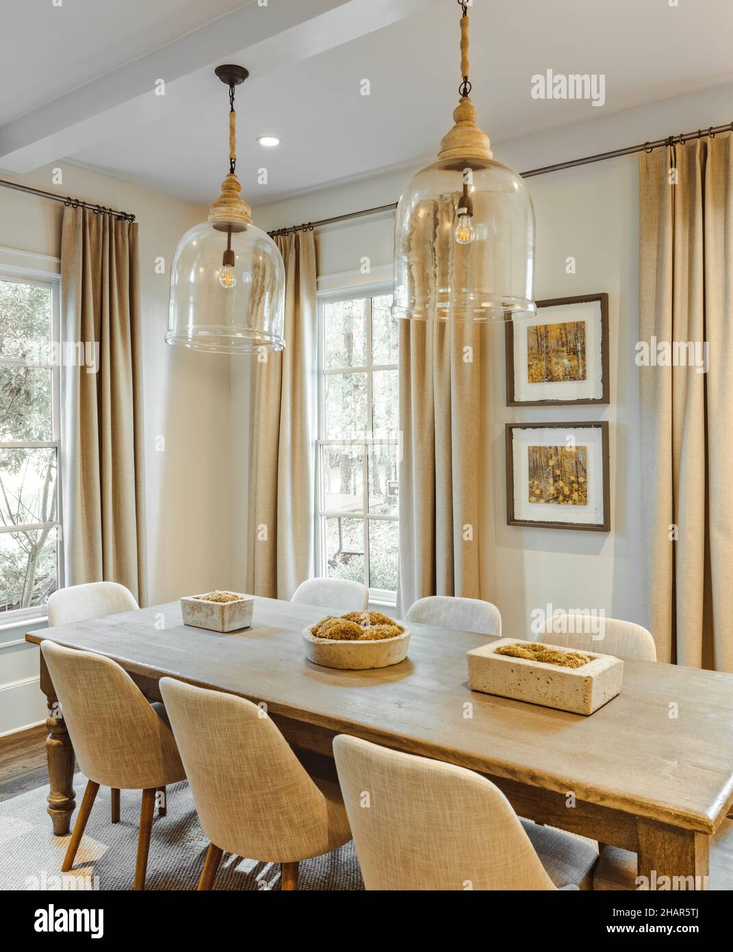 Luxury tan dining room Stock Photo - Alamy