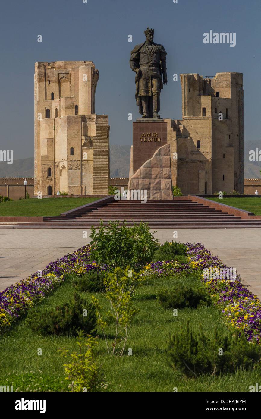 Statue of Amir Temur Tamerlane in Shahrisabz, Uzbekistan Stock Photo ...
