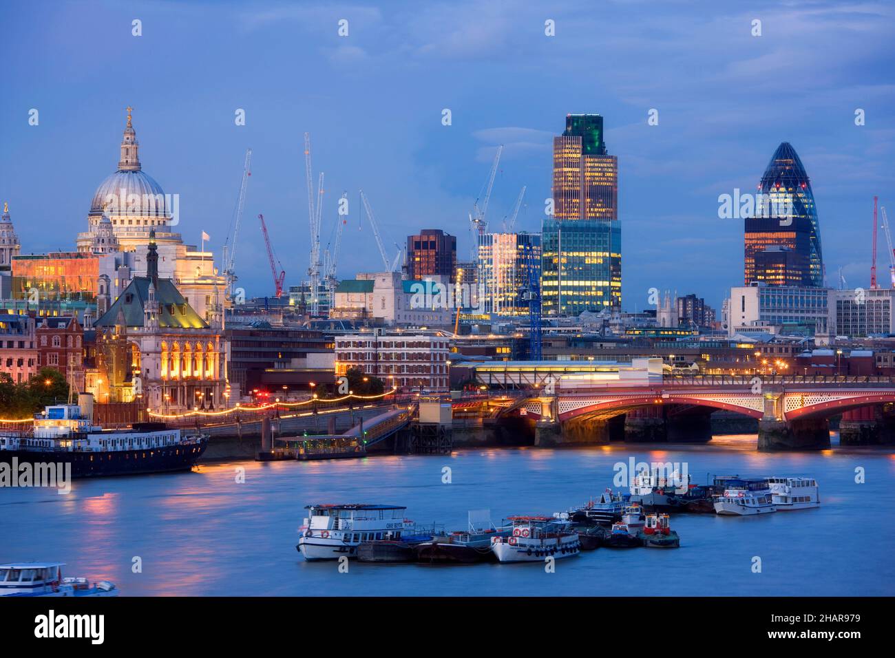 London cityscape along the Thames River, London, United Kingdom Stock ...