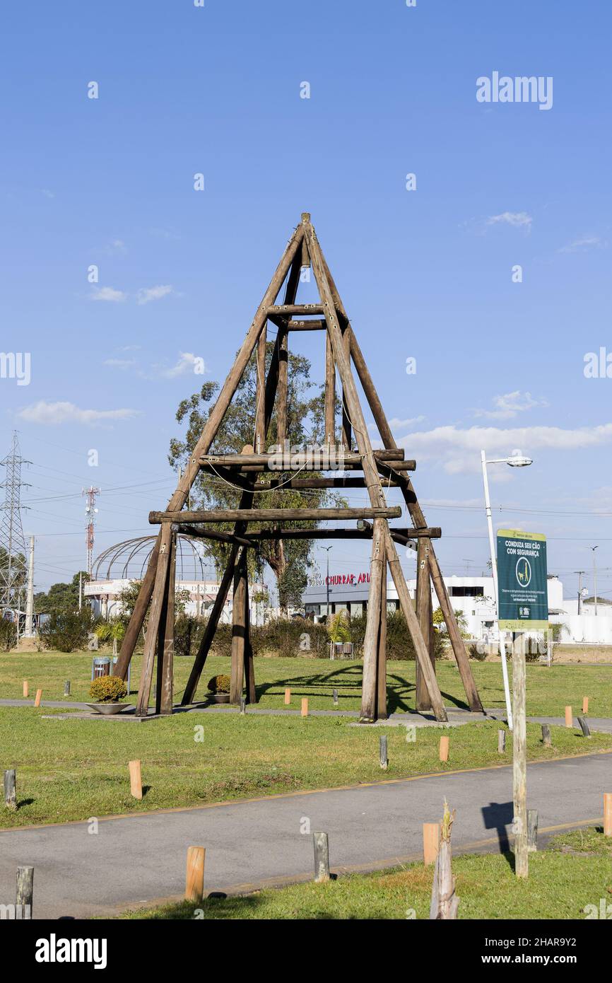 Pyramid building scene hi-res stock photography and images - Alamy