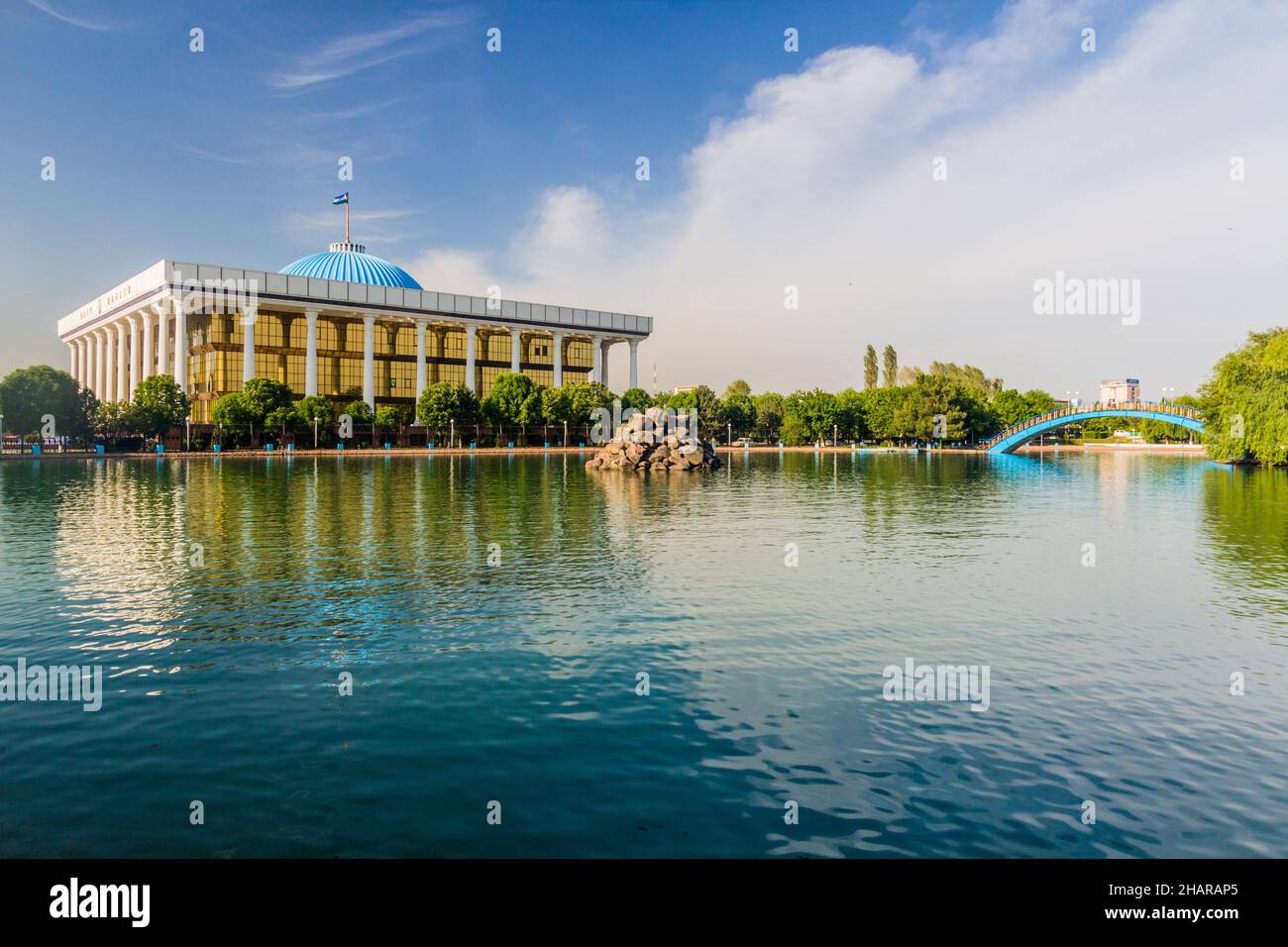 Parliament building uzbekistan in hi-res stock photography and images ...