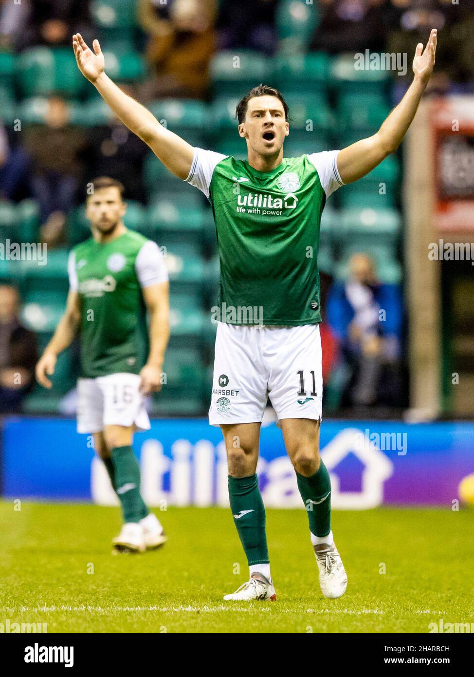Joe newell of hibernian hi-res stock photography and images - Alamy