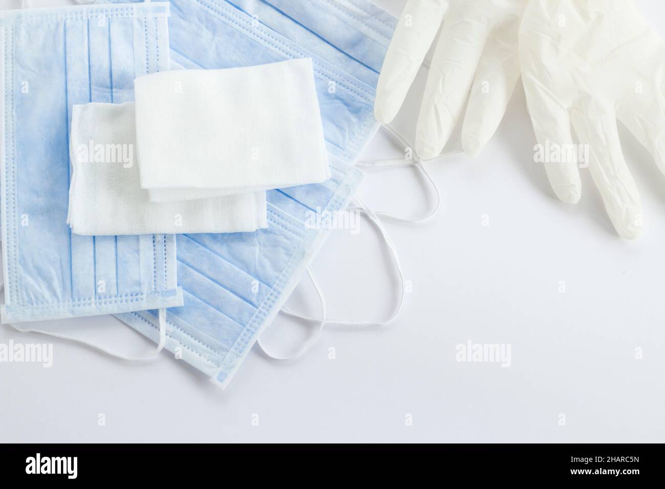 Gauze face masks hi-res stock photography and images - Alamy