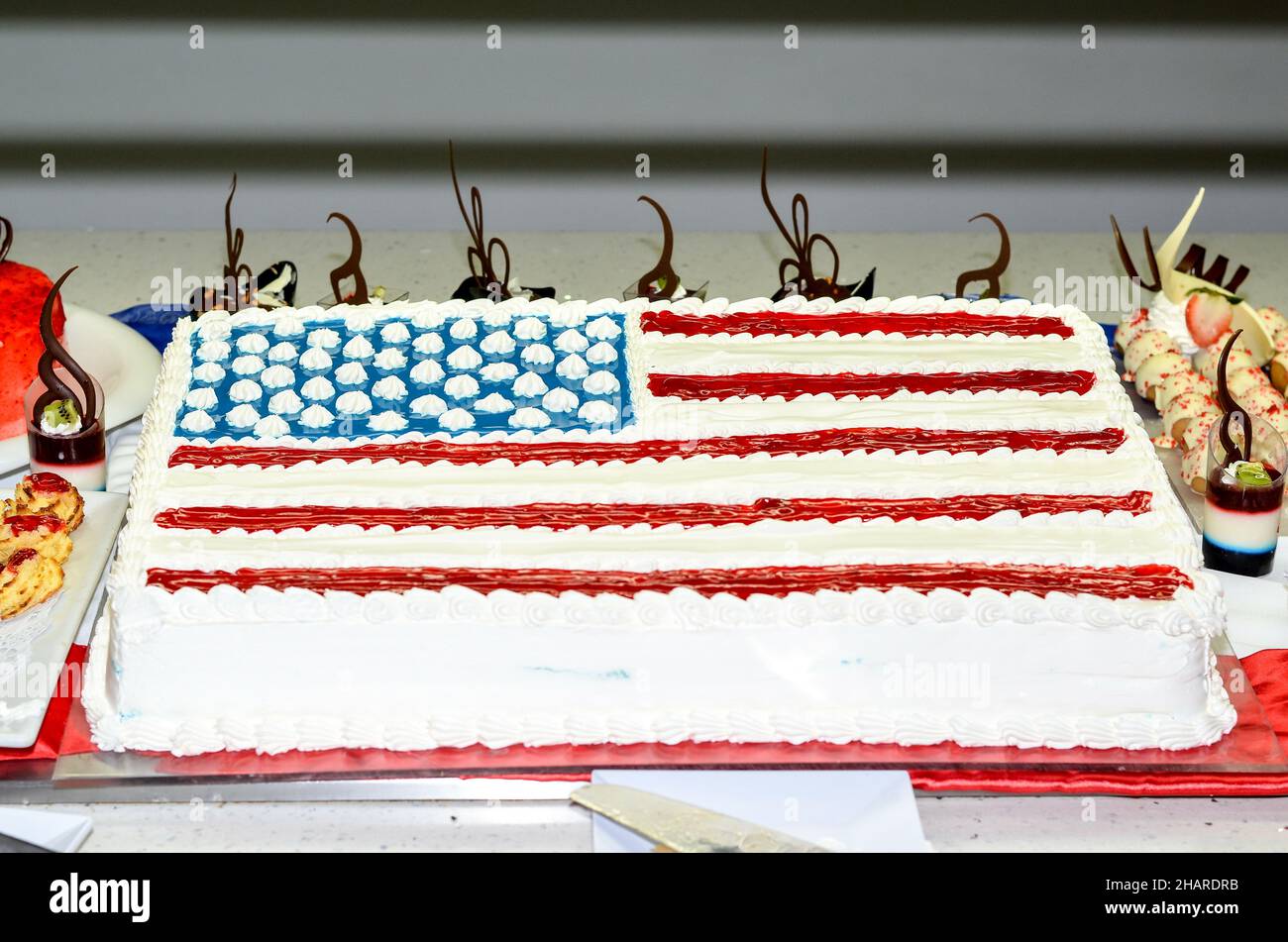 Usa shaped cake hi-res stock photography and images - Alamy