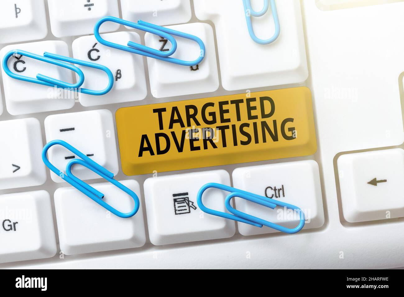 Text caption presenting Targeted Advertising. Business idea Online ...