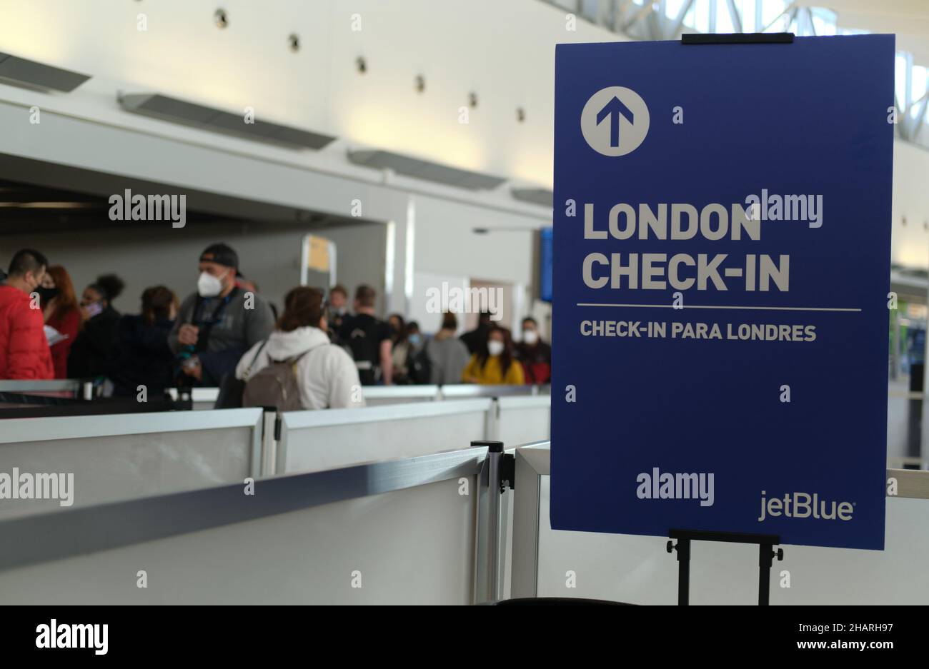 New York, New York, USA. 13th Dec, 2021. JetBlue Airlines London check ...