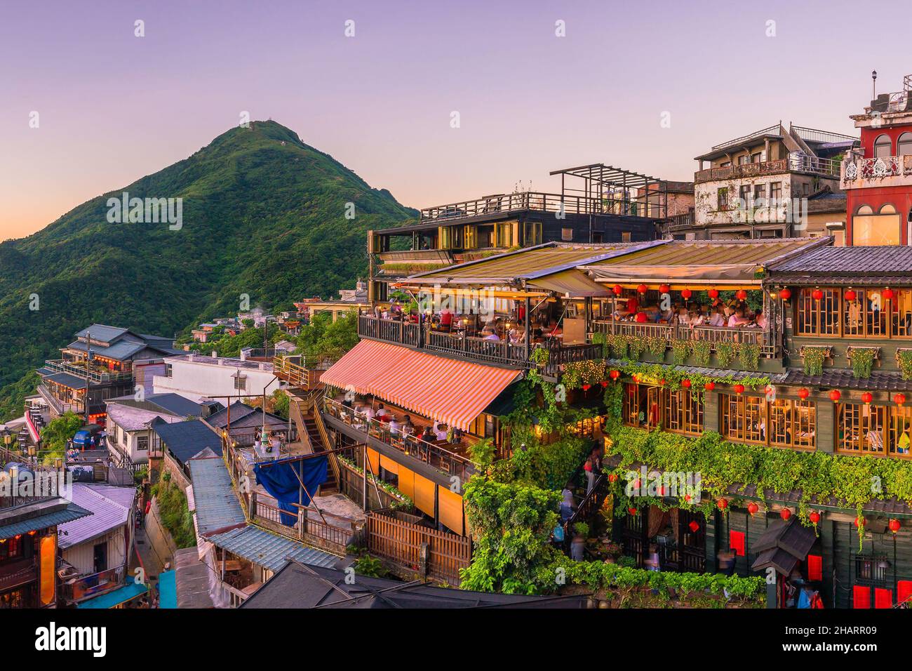 Taiwan taipei traditional tea house hi-res stock photography and images ...