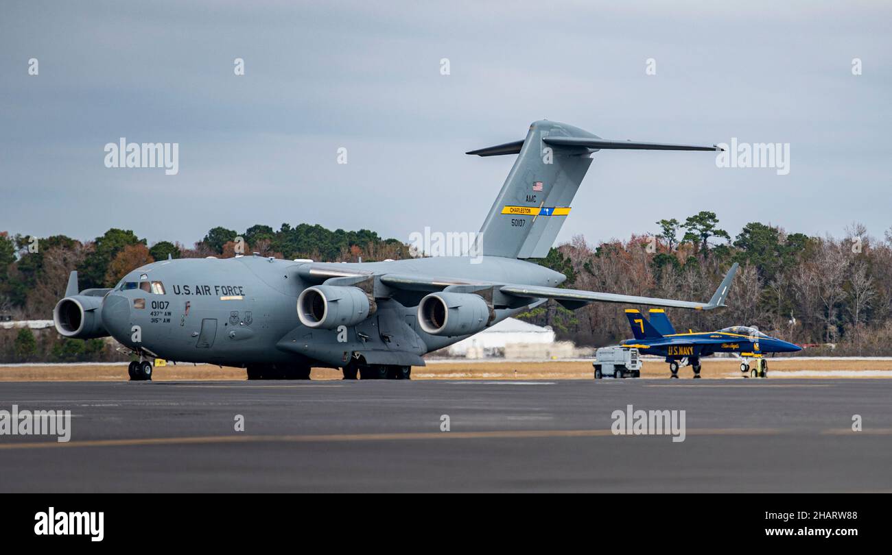Blue Angel 7, U.S. Navy Flight Demonstration Squadron, taxis on the ...