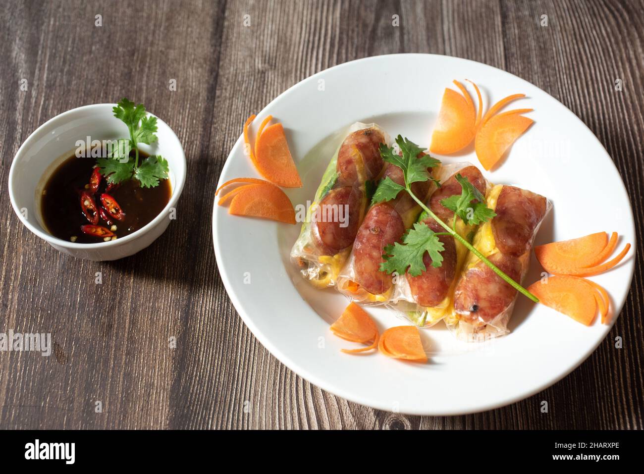 Summer Roll (Goi cuon) is a Vietnamese snack with ingredients including ...