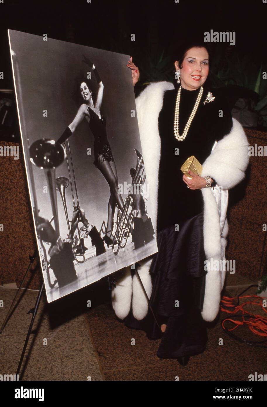 Ann miller dancing hi-res stock photography and images - Alamy
