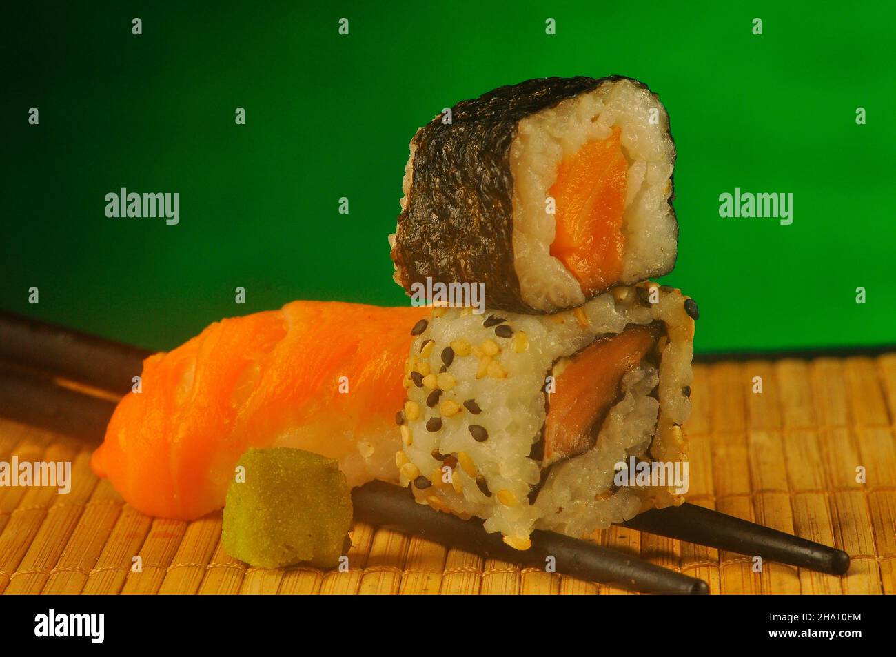 Sushi and sashimi hi-res stock photography and images - Alamy