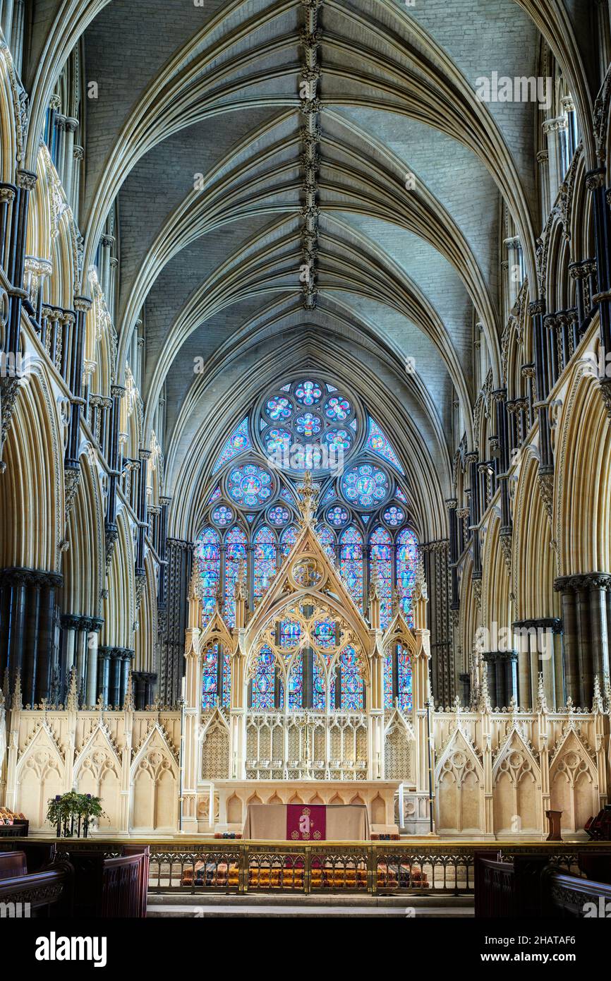High altar in the chancel at the medieval cathedral in Lincoln, England ...