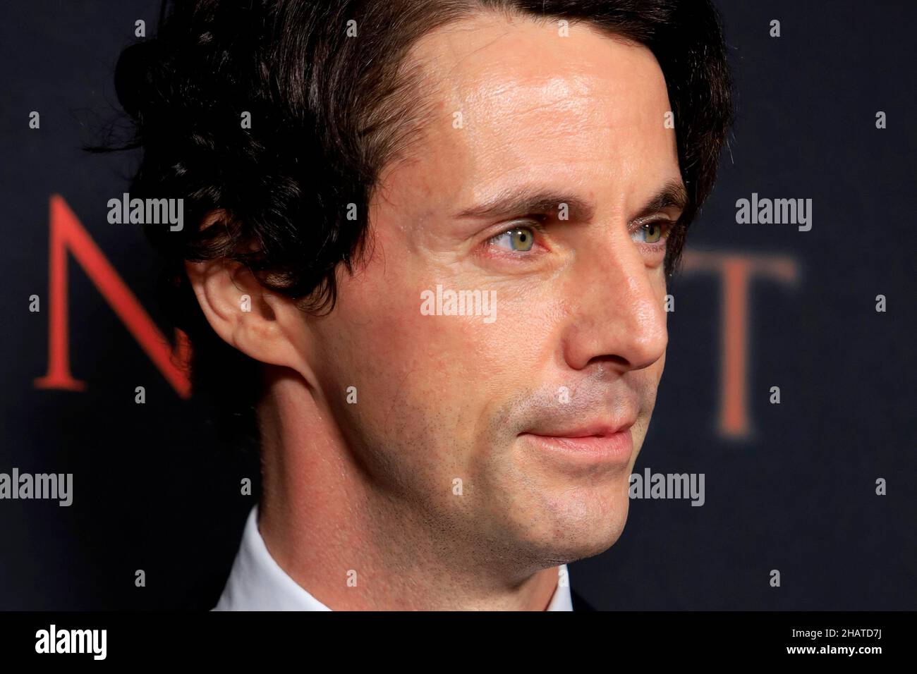 LOS ANGELES - NOV 30: Matthew Goode at the Silent Night Special ...