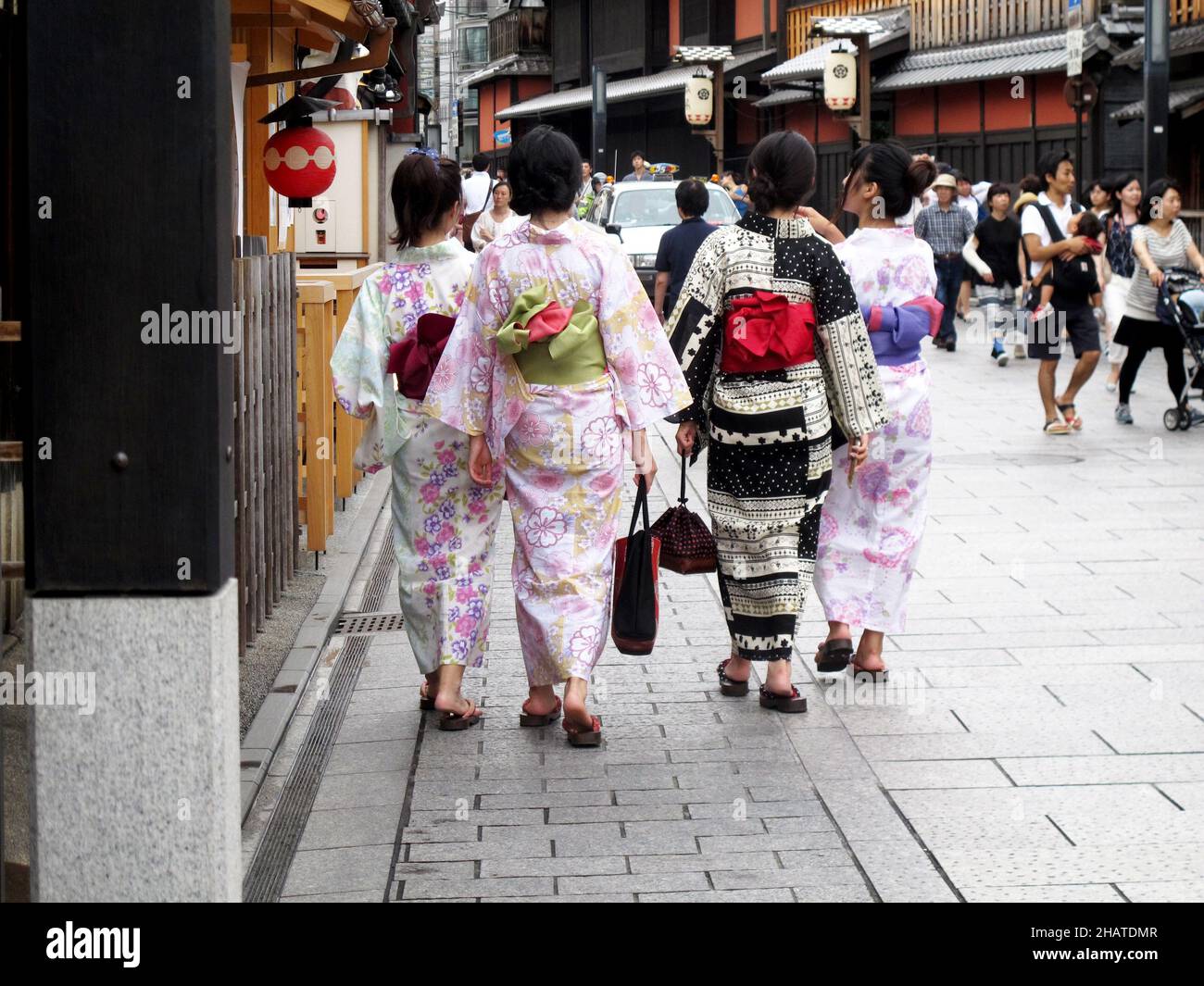 Travelers japanese women people wear traditional clothes kimono yukata ...