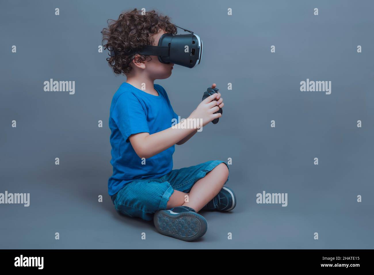 Vr arcade hi-res stock photography and images - Alamy