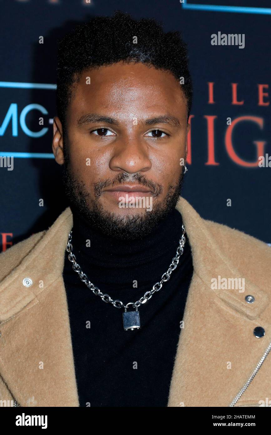 November 30, 2021, Los Angeles, CA, USA: LOS ANGELES - NOV 30: Ron J ...