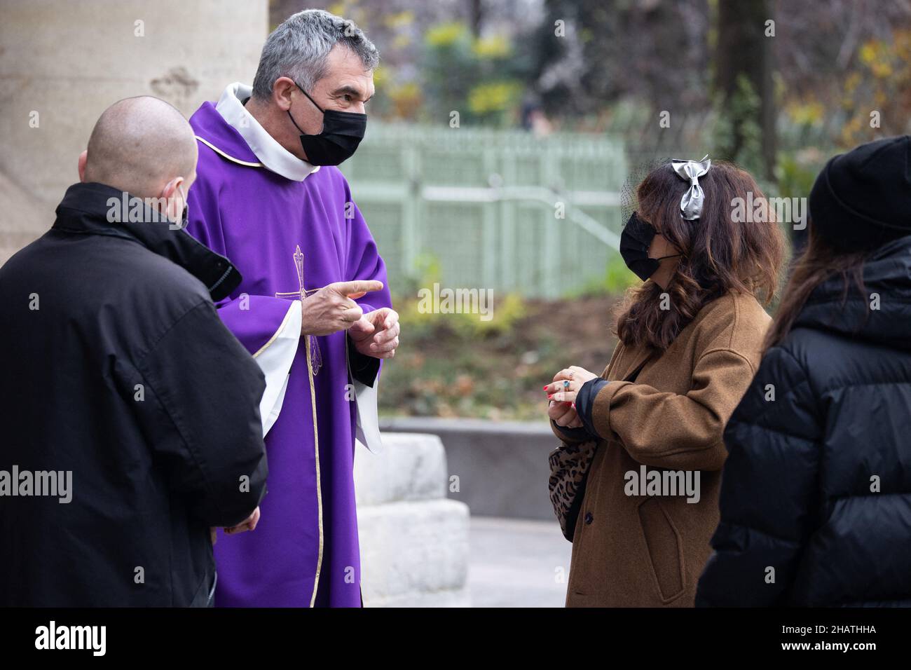 Paris, France, 15/12/2021, Elsa Wolinski and her daugthers during the ...