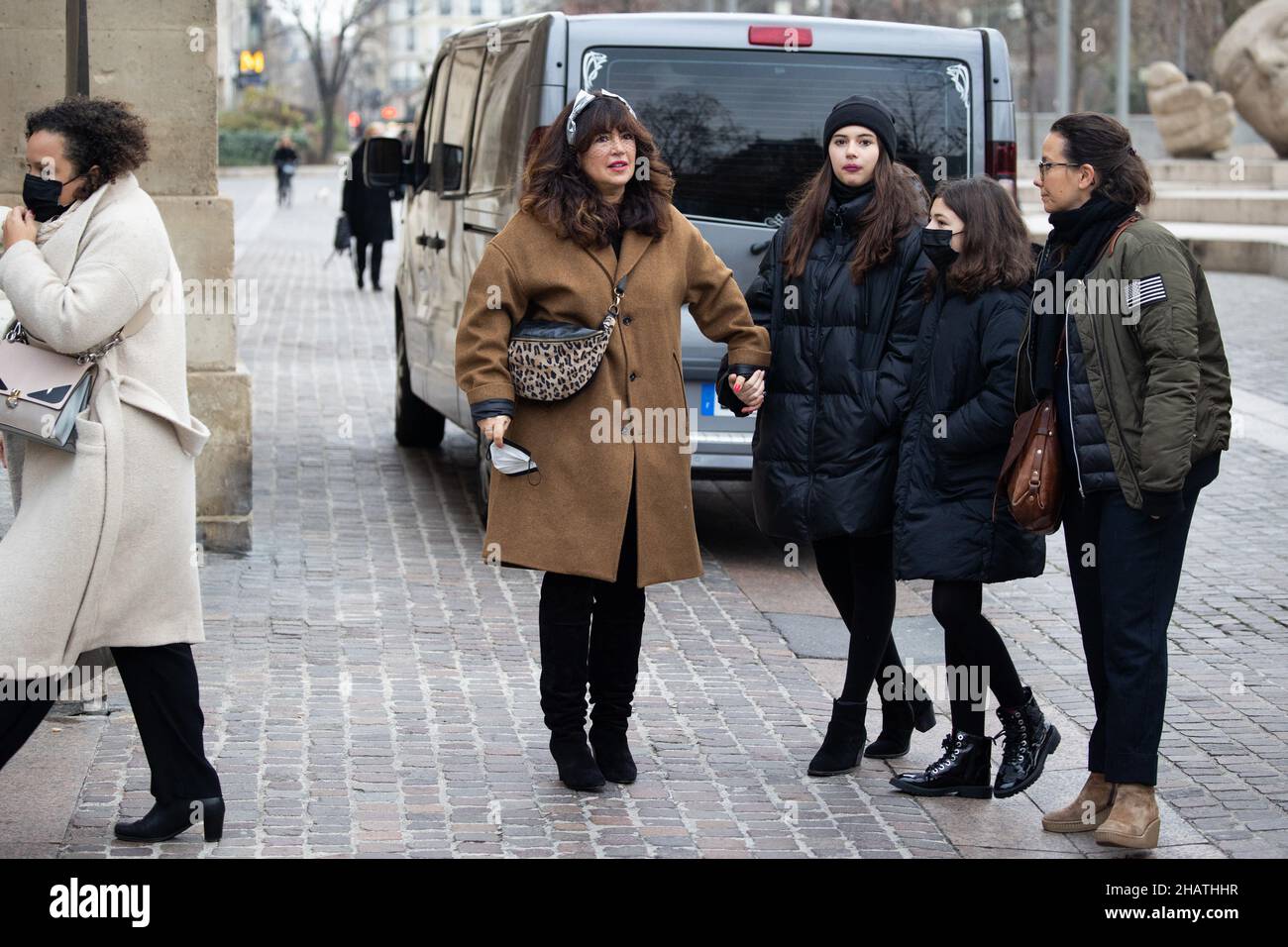 Paris, France, 15/12/2021, Elsa Wolinski and her daugthers during the ...