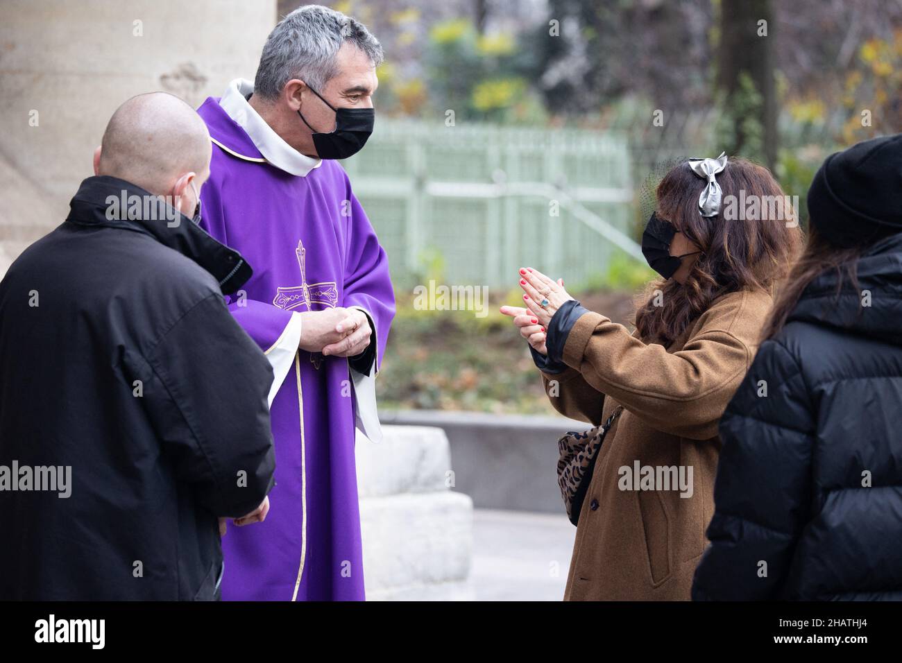 Paris, France, 15/12/2021, Elsa Wolinski and her daugthers during the ...