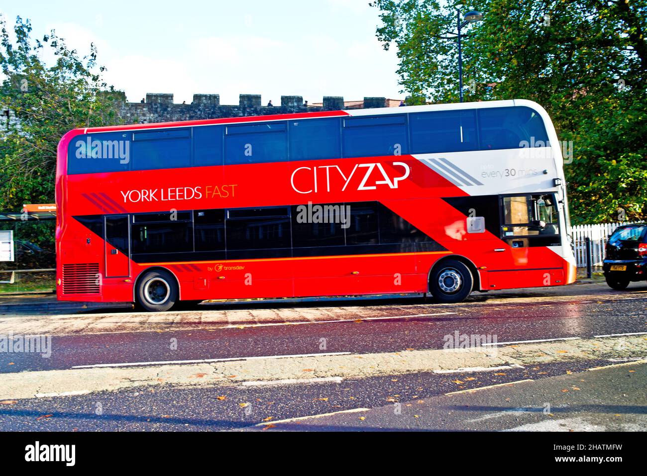 City fast city bus hi-res stock photography and images - Alamy