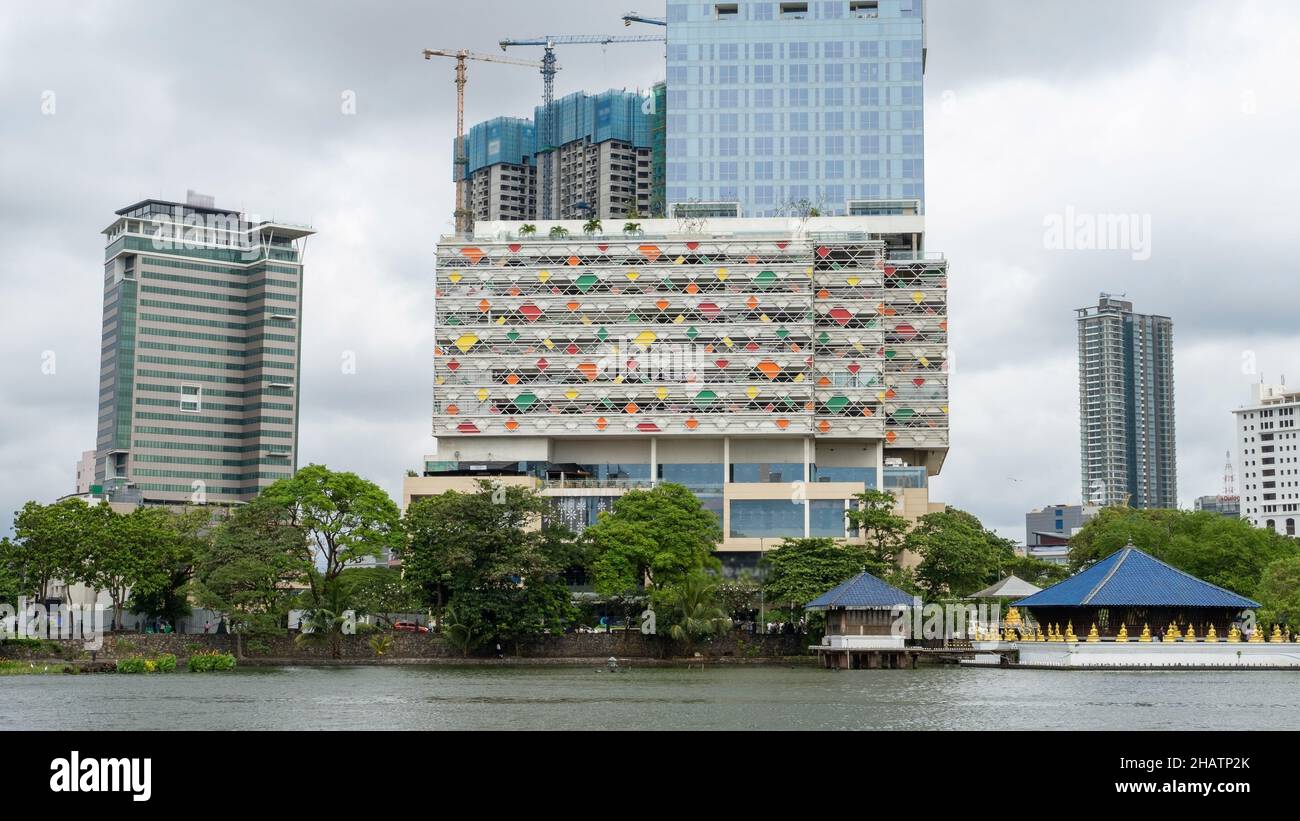 Colombo, Srilanka- 08 December 2021 : Beautiful Colombo city building ...