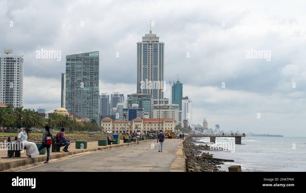 Colombo, Srilanka- 08 December 2021 : Beautiful Colombo city building ...