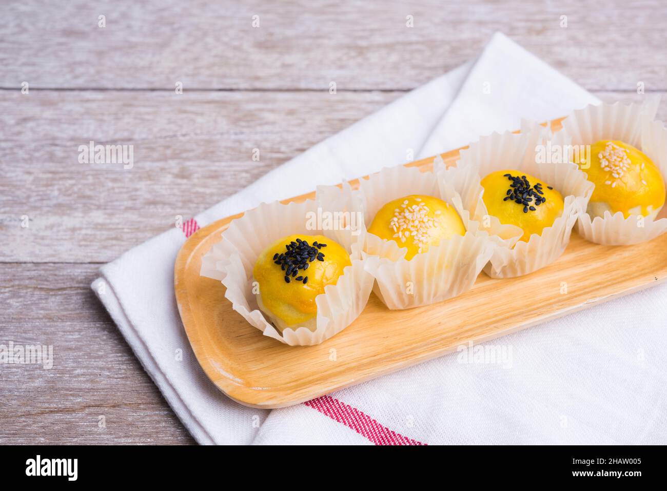 Chinese pastry bakery topping with black and white sesame seeds on ...