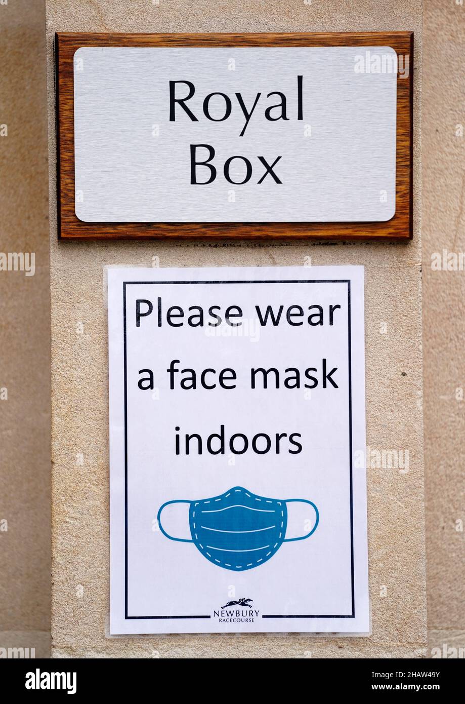 Please wear a face ask indoors hi-res stock photography and images - Alamy