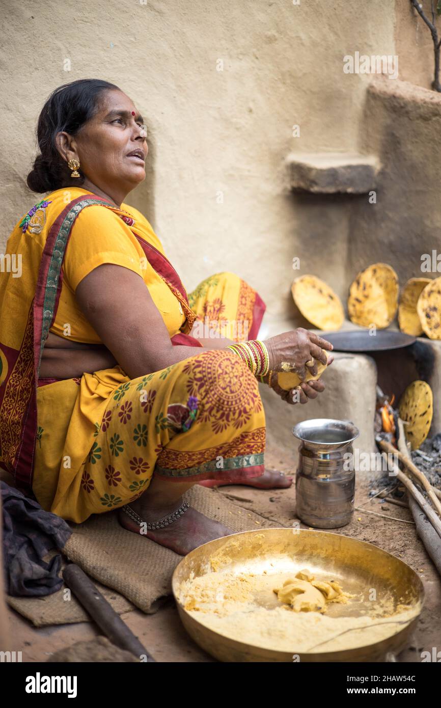 life of woman in rural india Stock Photo - Alamy