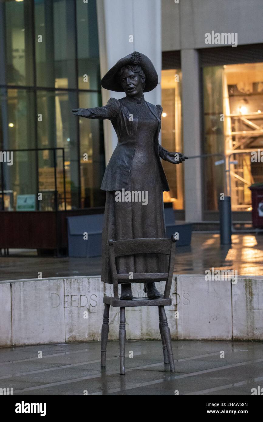 Emmeline Pankhurst statue Manchester 2021. Statue in St Peters Square ...