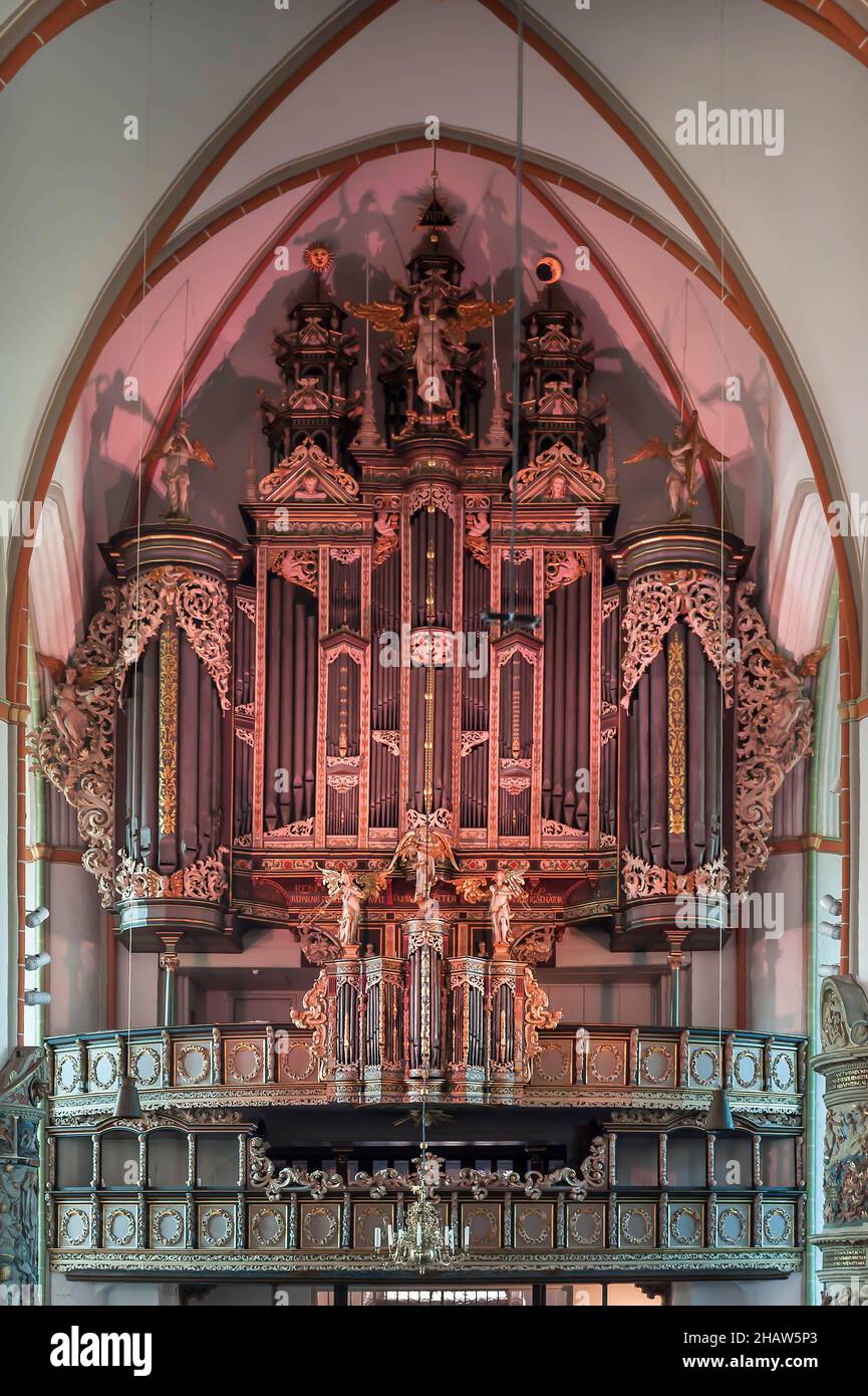 Large baroque organ, built in 1553, organ builder Hendrik Niehoff, St ...