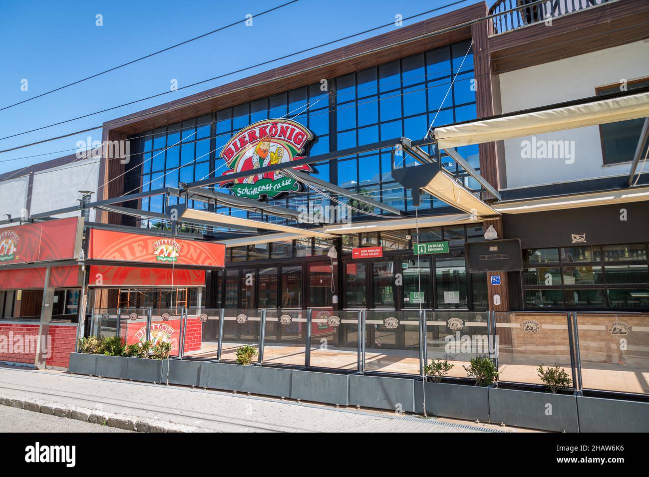 Closed beer garden Bierkoenig in the ham street at Ballermann, closed ...