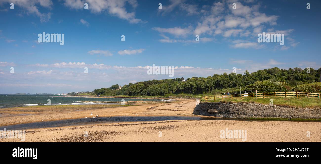 Crawfordsburn country park beach hi-res stock photography and images ...