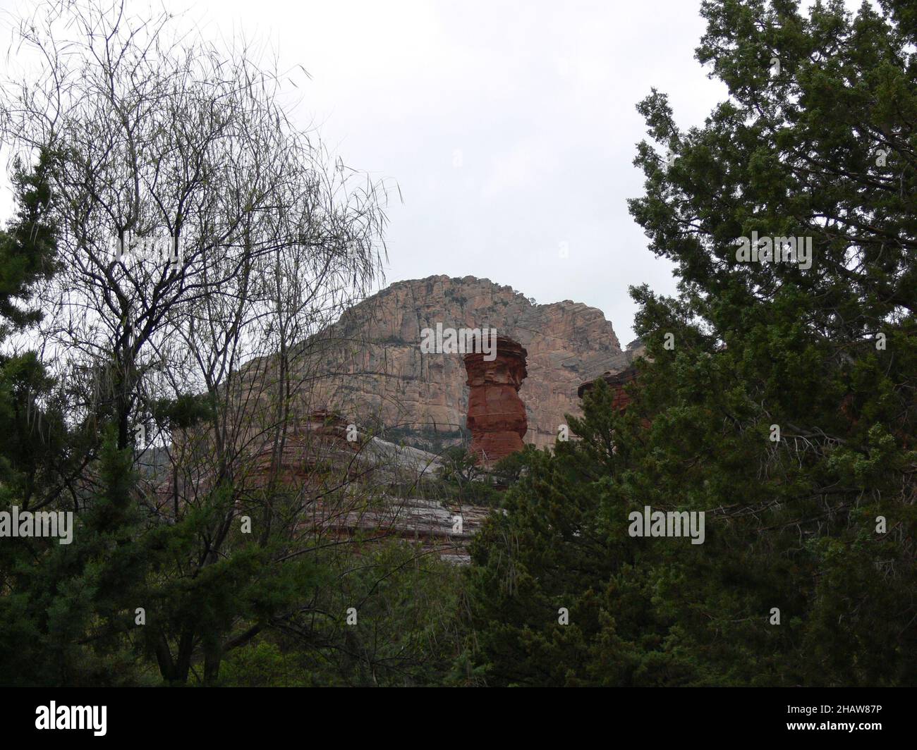 Rain drizzles across the red rocks Stock Photo - Alamy