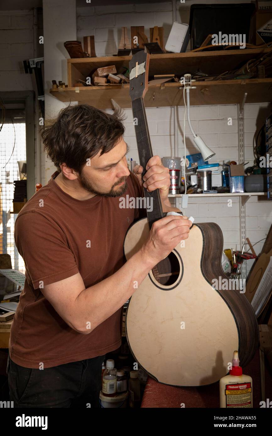 Hand made instruments hi-res stock photography and images - Alamy