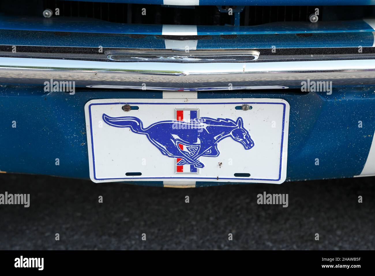 Detail of a vintage car, license plate, Province of Quebec, Canada ...