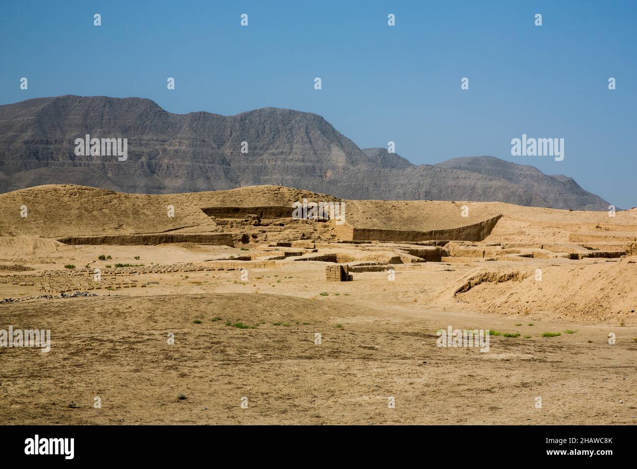 Ruins of ancient Nisa, ancient royal city of the Parthians ...