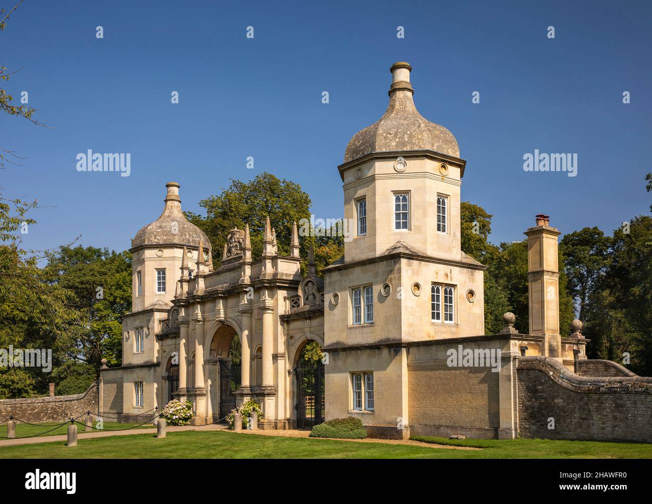 UK, England, Lincolnshire Stamford, Burghley House, gates Stock Photo ...