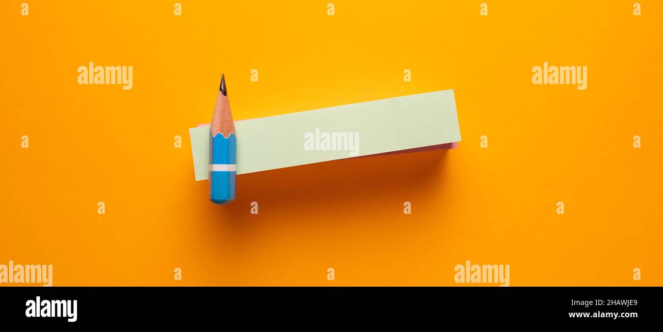 Empty space note papers for copy space your own words Stock Photo - Alamy