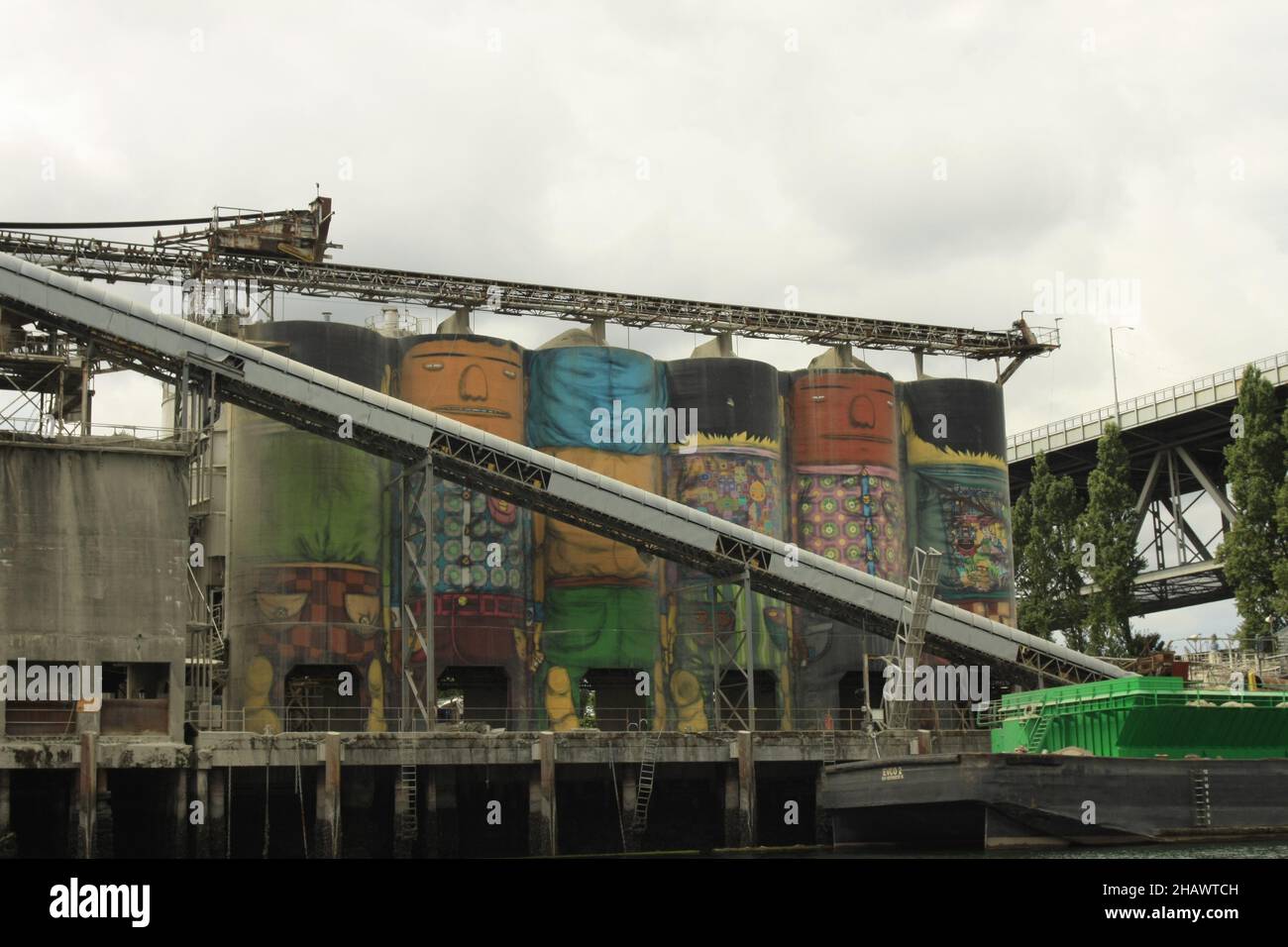 George wain born hi-res stock photography and images - Alamy