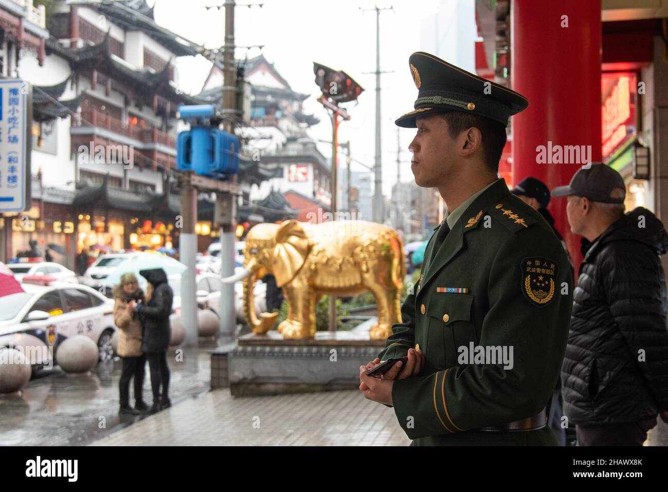 China, Shanghai, Soldiers parade in the city center Stock Photo - Alamy