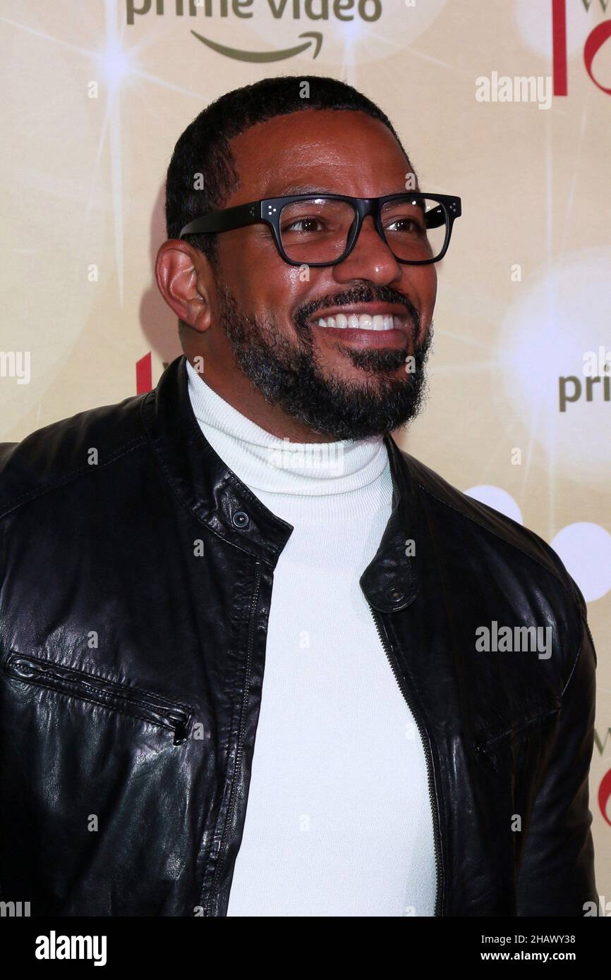 Laz Alonso at arrivals for WITH LOVE Premiere, NeueHouse Hollywood, Los ...