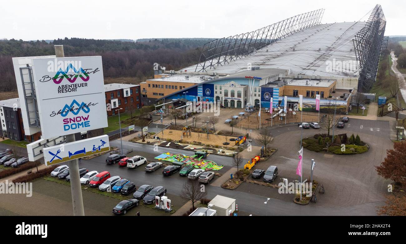 Bispingen, Germany. 13th Dec, 2021. View of the indoor ski hall Snow Dome, which is part of the ...