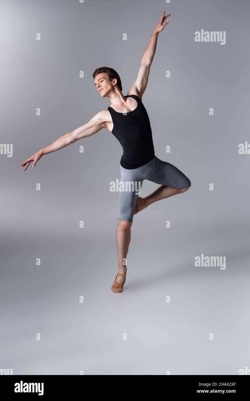 Dark performing hi-res stock photography and images - Alamy