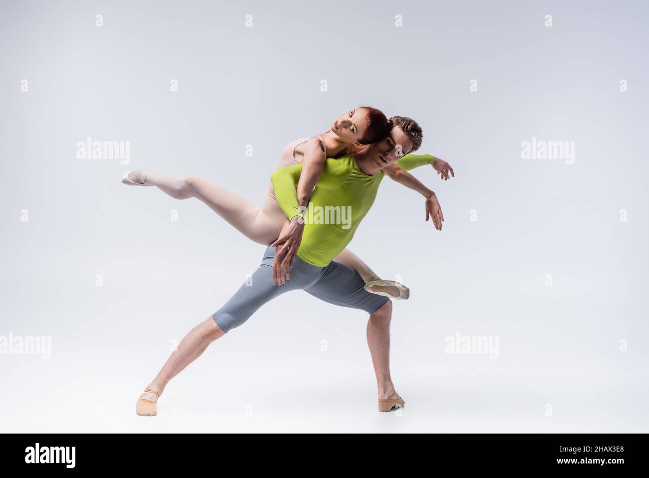 Lifting dance hi-res stock photography and images - Alamy