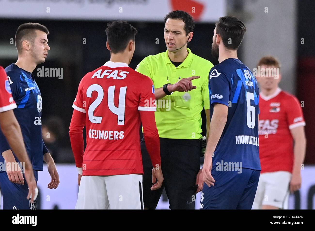 ALKMAAR, NETHERLANDS - DECEMBER 15: Referee Richard Martens during the ...
